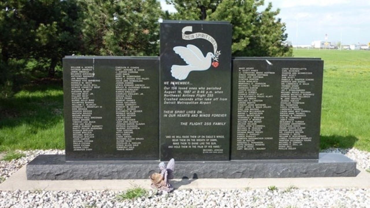 Northwest Airlines Flight 255 Flight Path